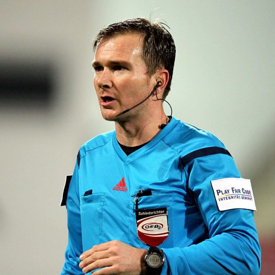 Two-Way Radio Hire for Sports Events - Ears Plc